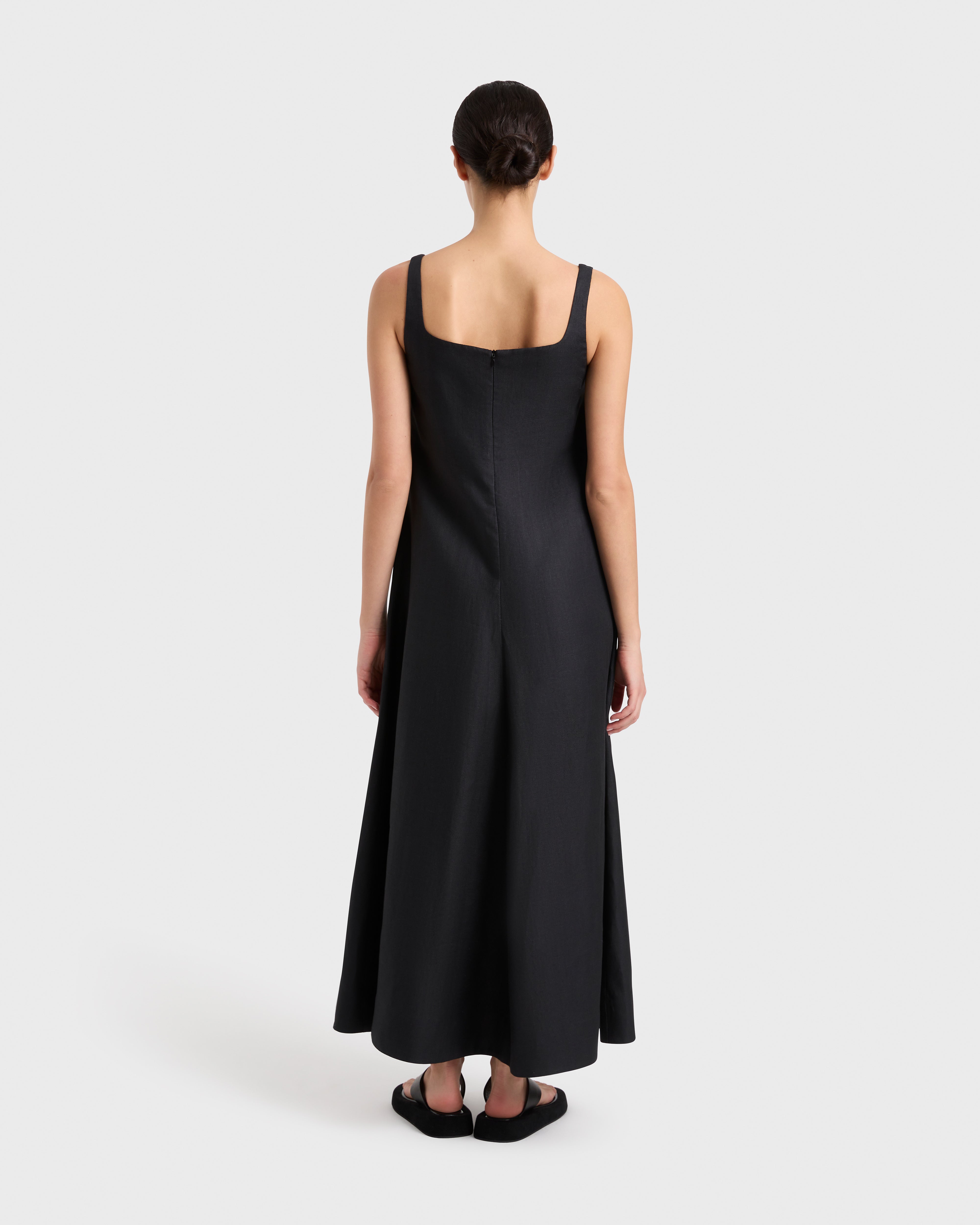 BONDI BORN® | Delphi Linen Flared Maxi Dress in Black – BONDI BORN INTL